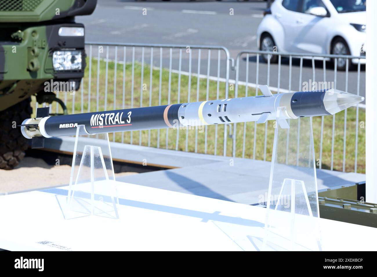 Ferngesteuerte waffe hi-res stock photography and images - Alamy