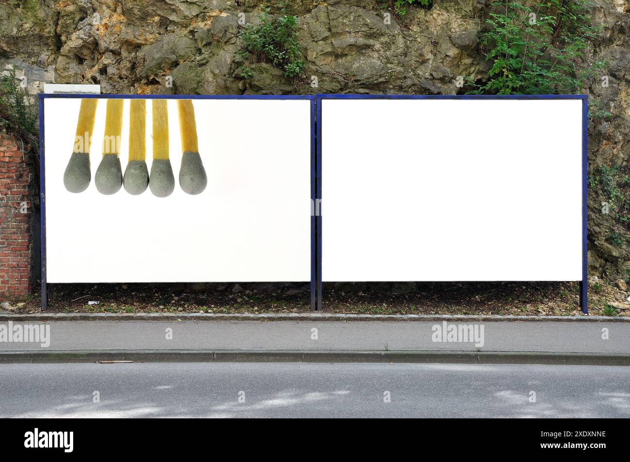 Wand mit plakat hi-res stock photography and images - Alamy
