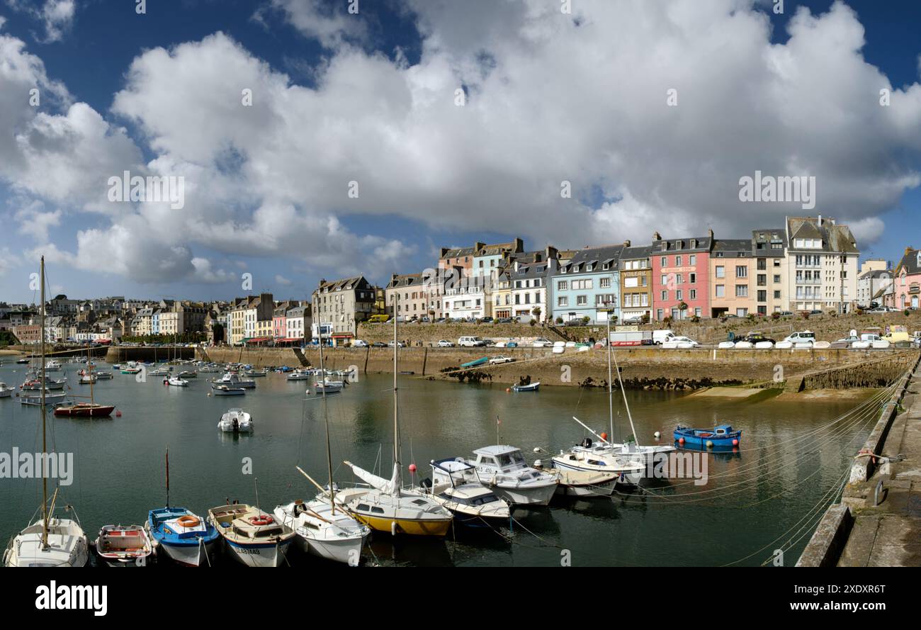 Harbor time hi-res stock photography and images - Alamy