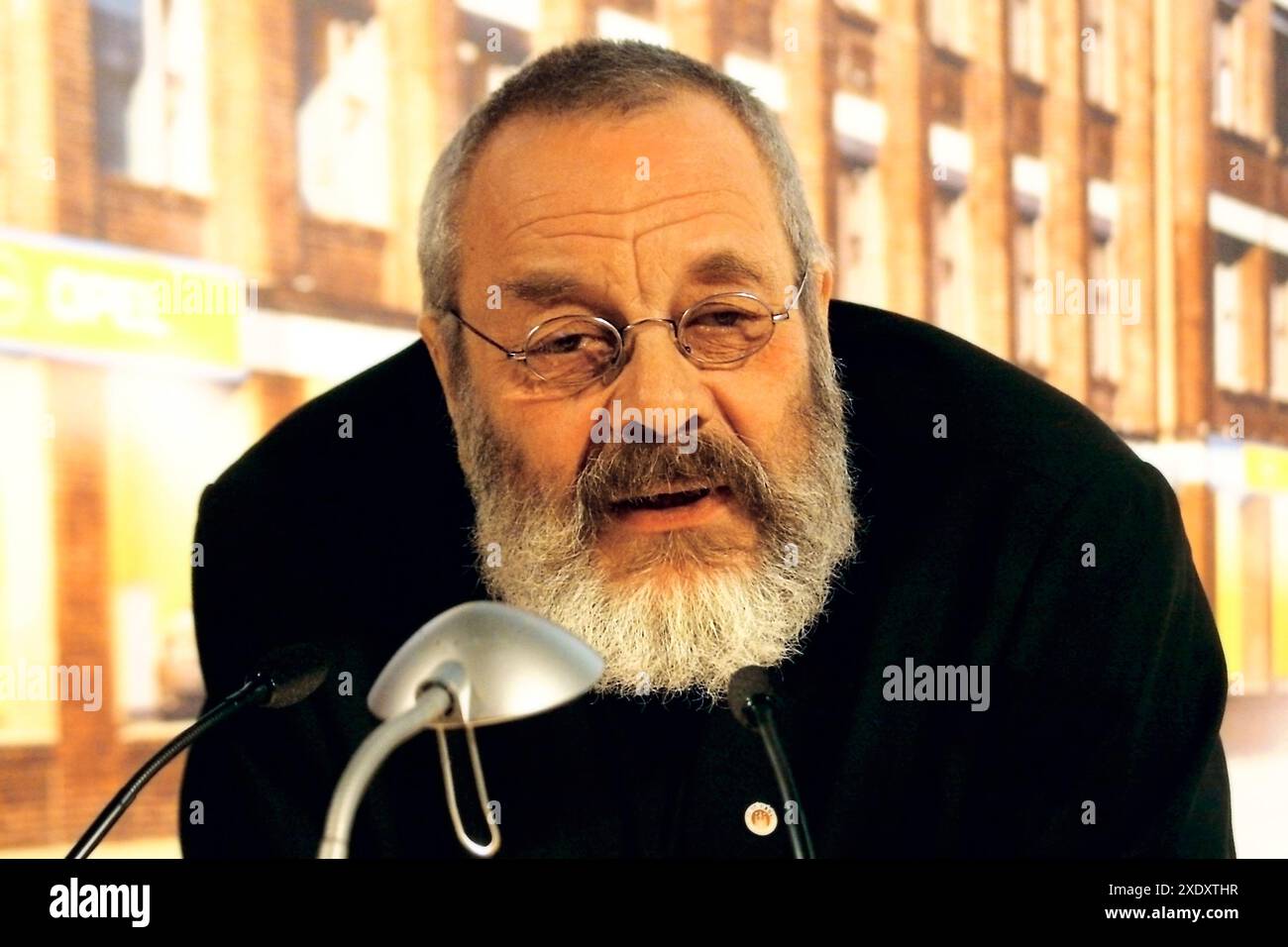 Harry beard hi-res stock photography and images - Alamy
