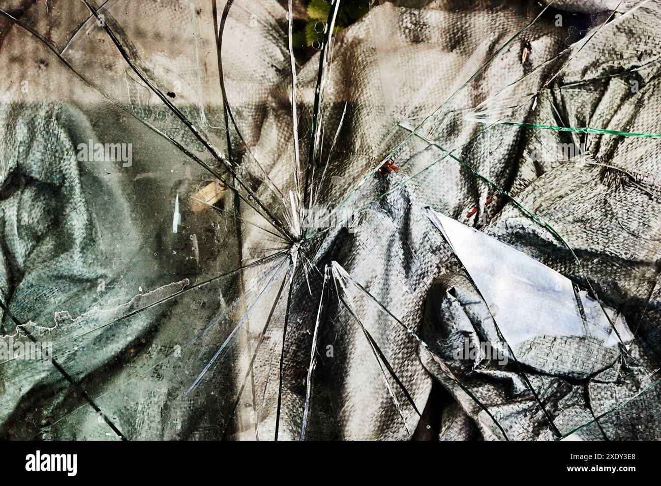 Broken glass debris background hi-res stock photography and images - Alamy