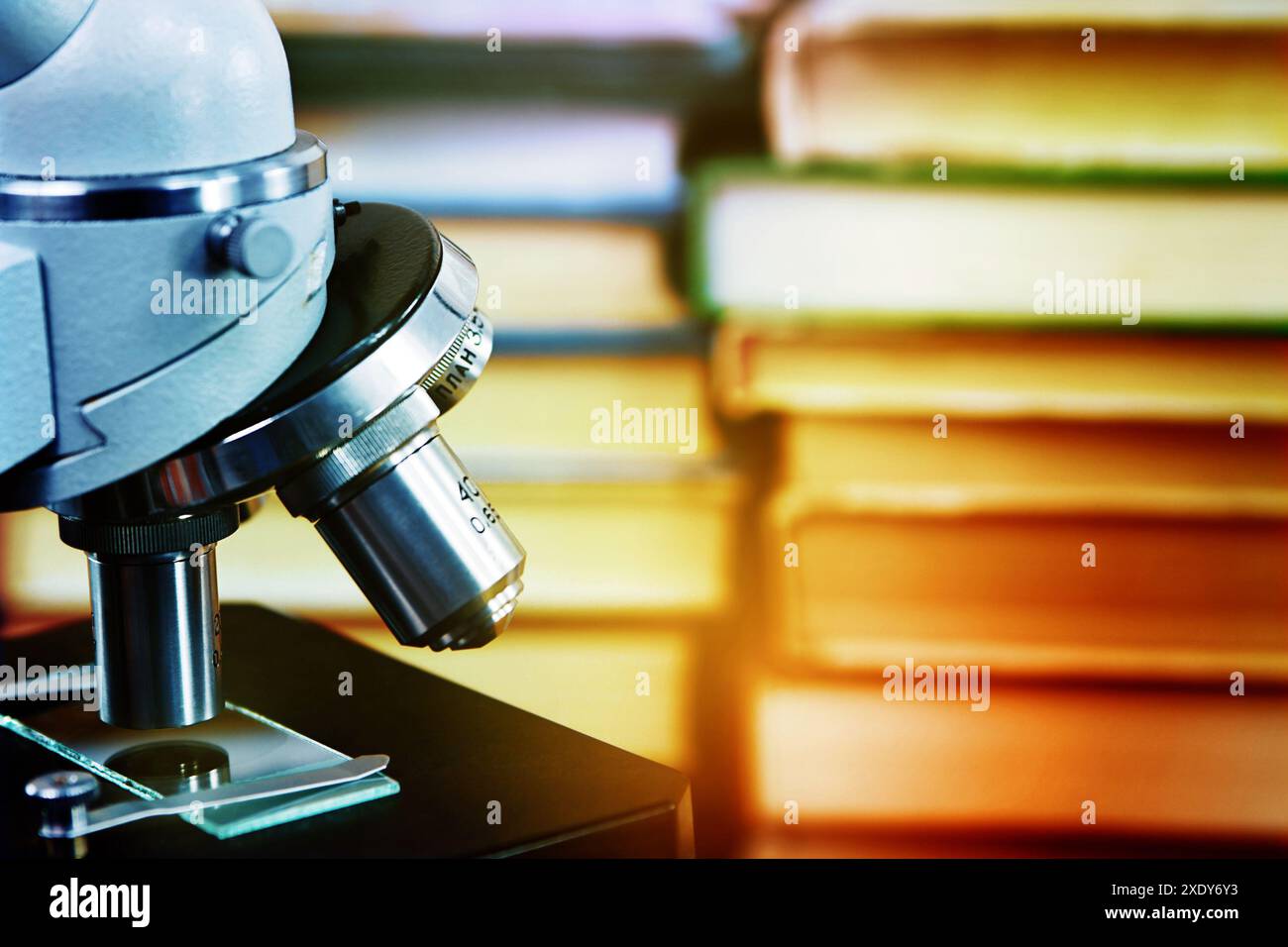 Books microscope glass test hi-res stock photography and images - Alamy