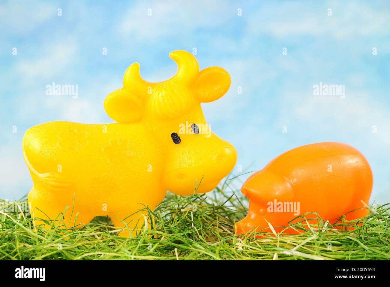 Vintage plastic toys cow and pig Stock Photo - Alamy