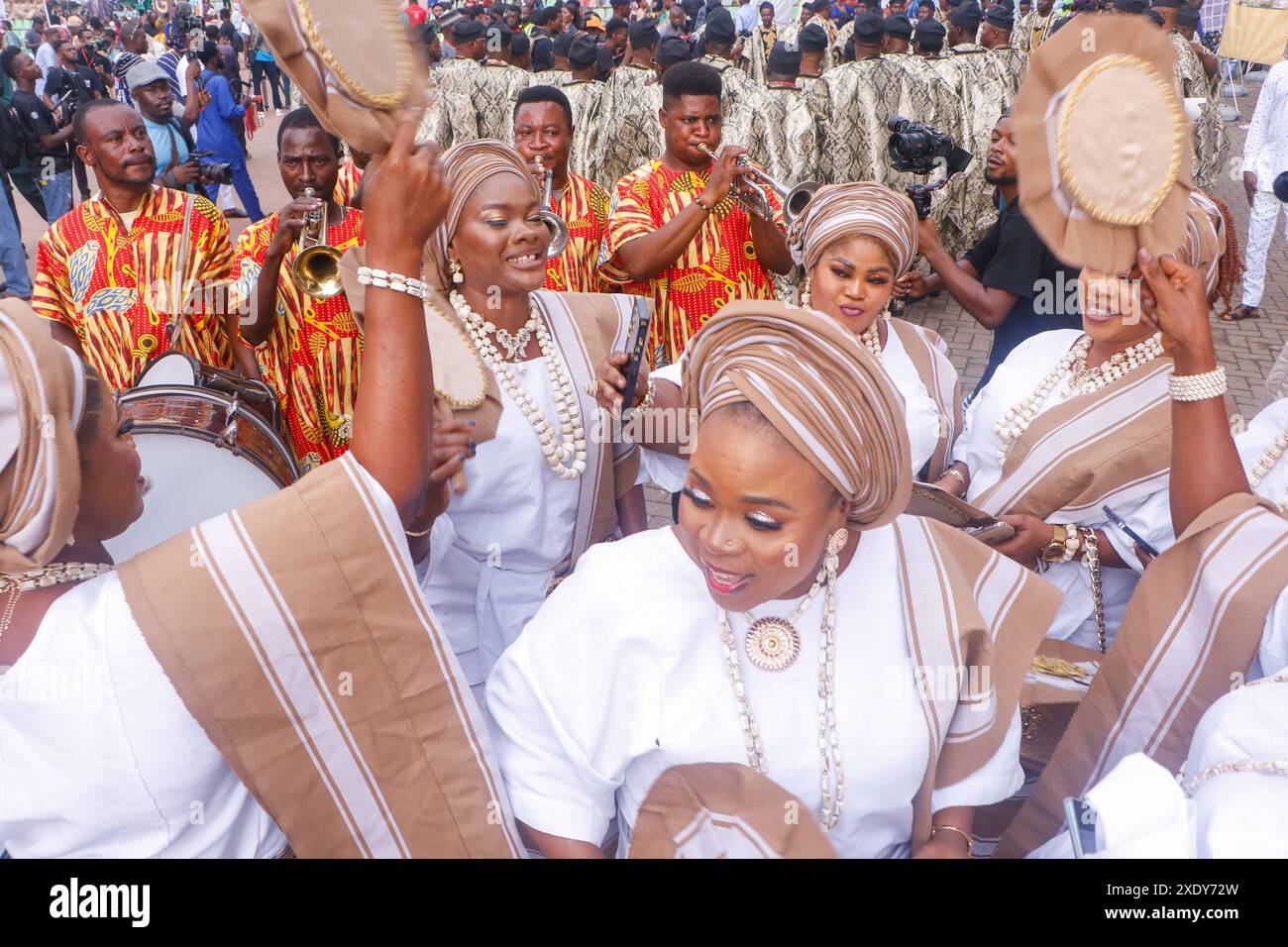 Ijebu Indigenes attend and perform during the colorful Ojude Oba ...