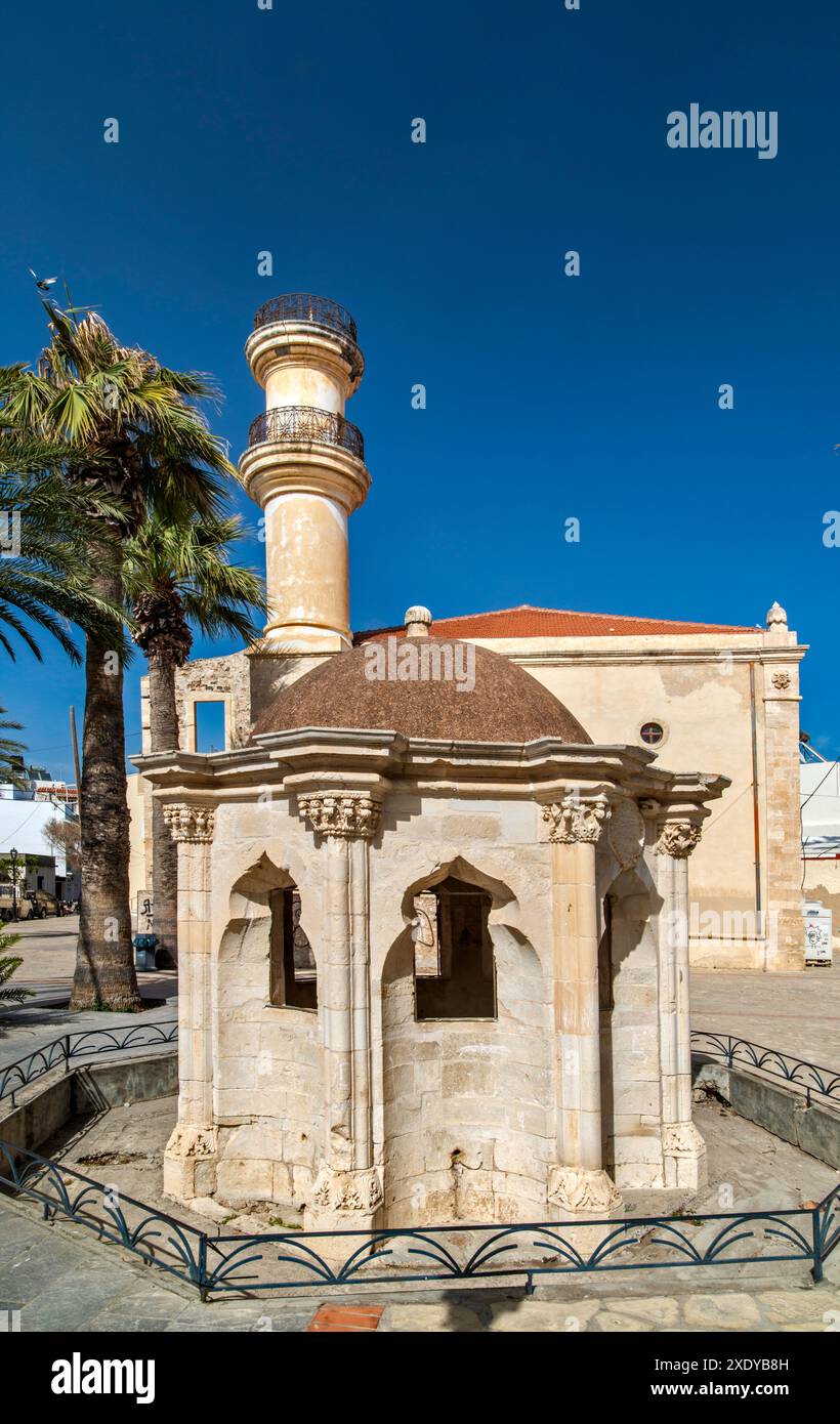 Shadirvan mosque hi-res stock photography and images - Alamy
