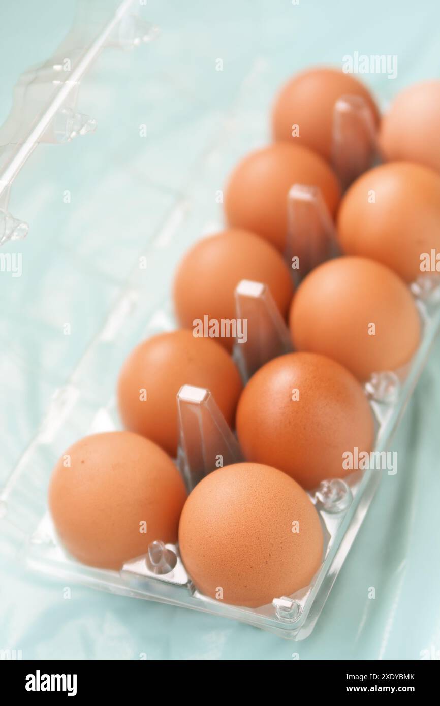Ten eggs package hi-res stock photography and images - Alamy