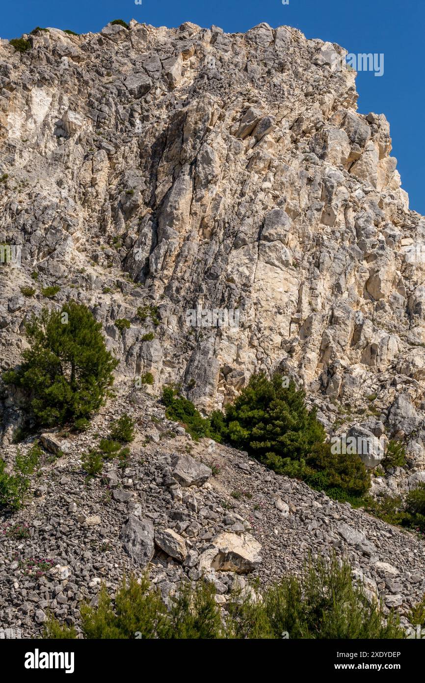 Quarry rocks hi-res stock photography and images - Alamy