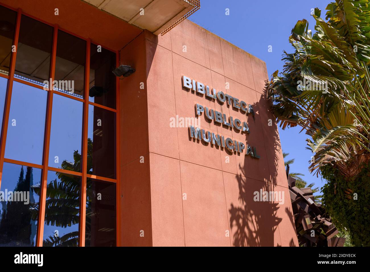 Biblioteca pública hi-res stock photography and images - Alamy
