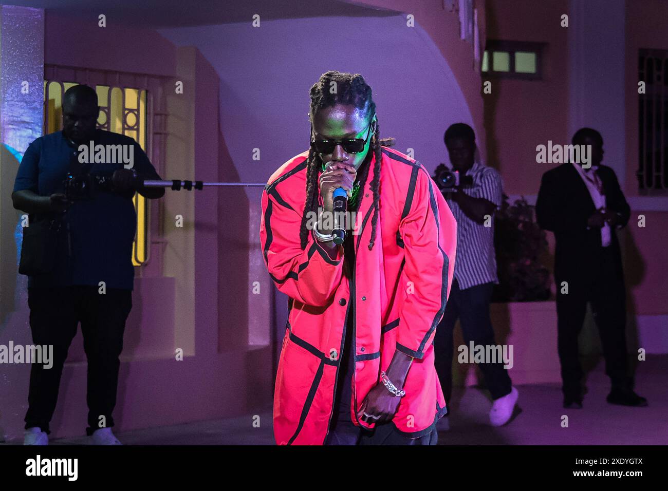 Nicolas Remene / Le Pictorium - Sunu Diggante" group exhibition - 13/06 ...