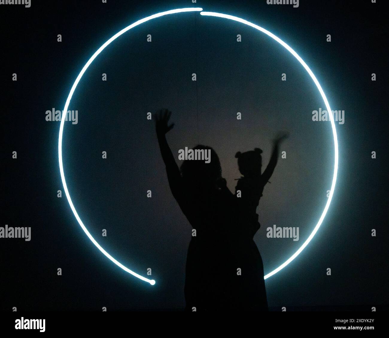 London, UK. 25 Jun 2024. Line describing a cone, 1973 - Anthony McCall ...