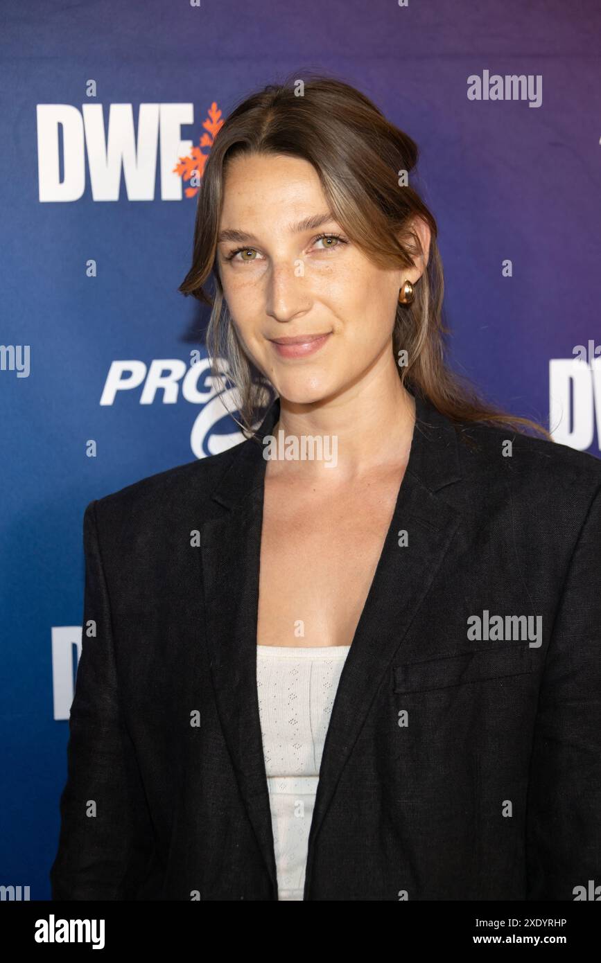 June gittelson hi-res stock photography and images - Alamy