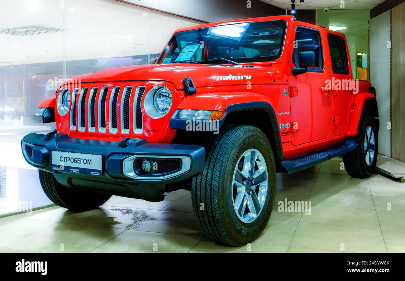 Jeep Wrangler Sahara. Red car Stock Photo - Alamy