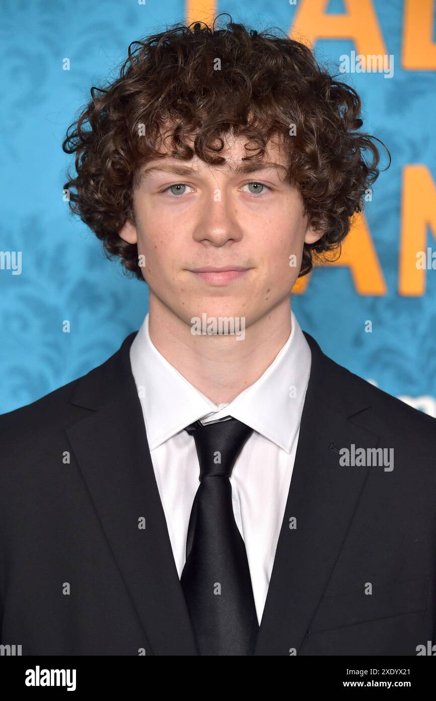 Dakota Lotus bei der Premiere der Amazon Prime Video Serie My Lady Jane ...