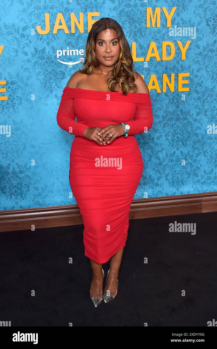 Sara Lovestyle bei der Premiere der Amazon Prime Video Serie My Lady Jane im DGA Theater. Los ...