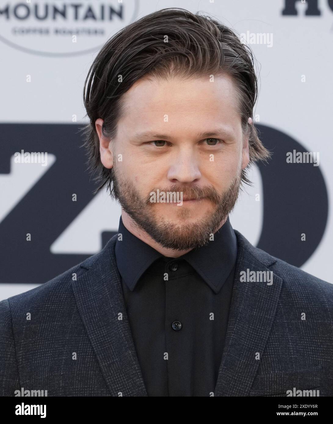 Austin R. Grant arrives at the HORIZON: AN AMERICAN SAGA CHAPTER 1 Los ...