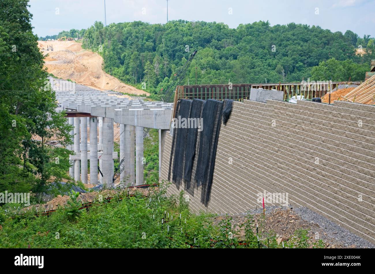 Retaining Wall at a bridge construction site Stock Photo - Alamy