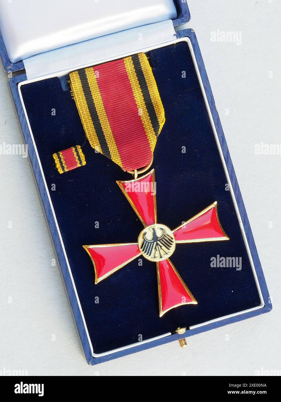 Federal Cross of Merit on ribbon Stock Photo - Alamy