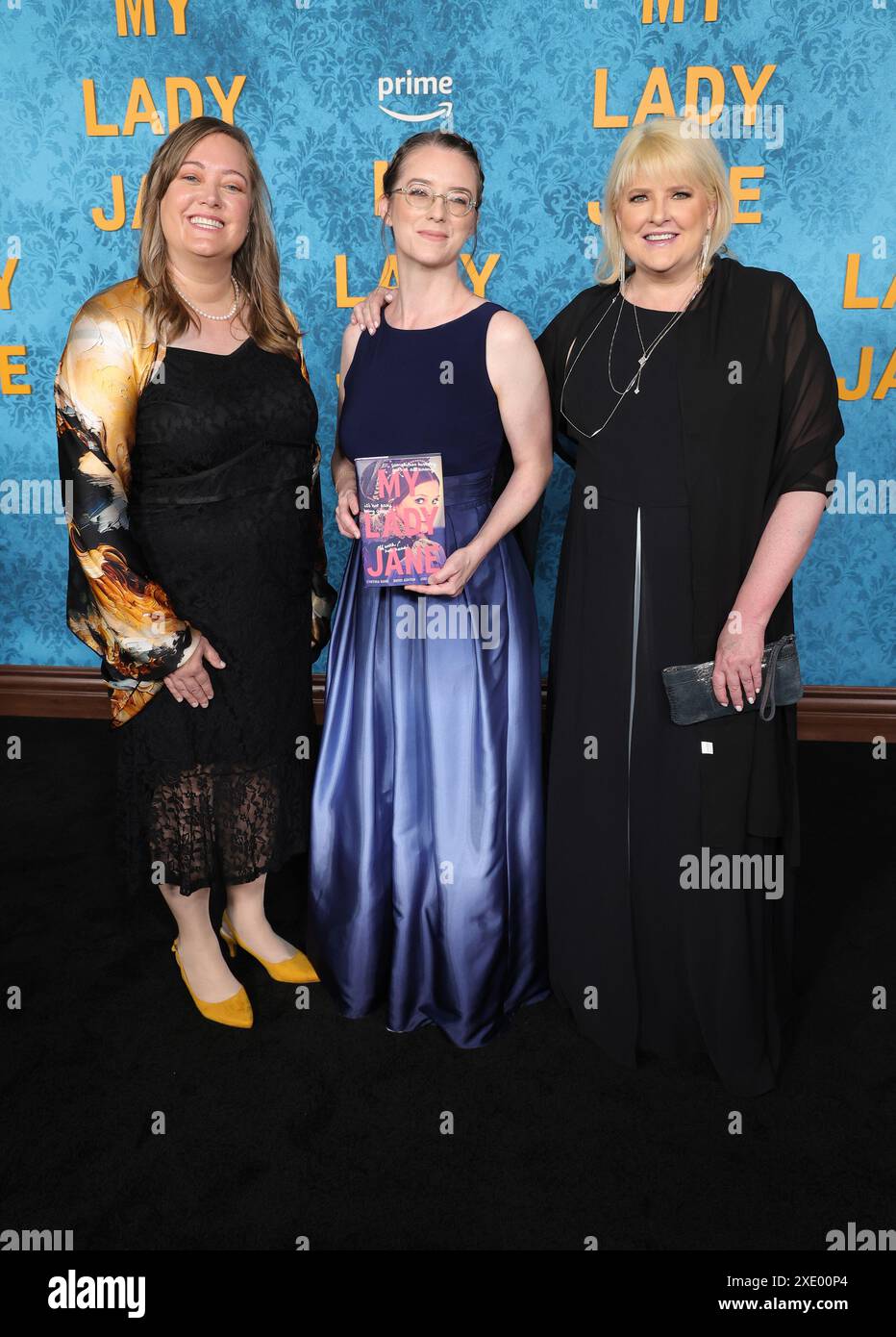 LOS ANGELES, CA - JUNE 24: Cynthia Hand, Jodi Meadows, Brodi Ashton at ...
