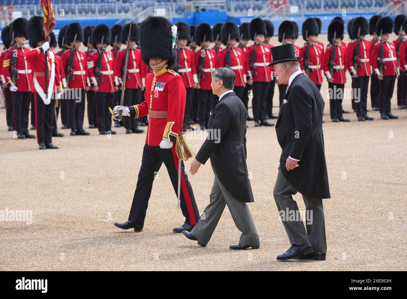 King Charles III (right) and Emperor Naruhito inspect the Guard of ...
