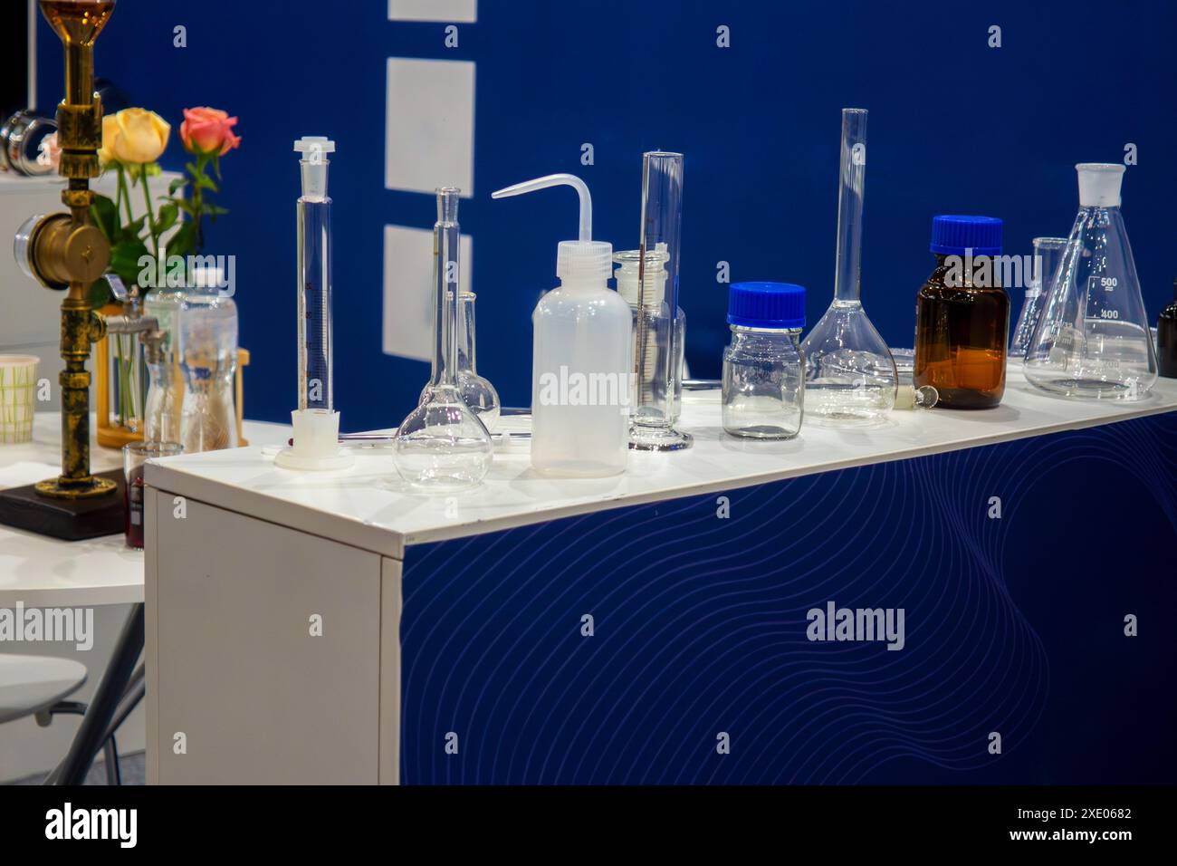 Laboratory utensils of general purpose. Measuring cup Stock Photo - Alamy