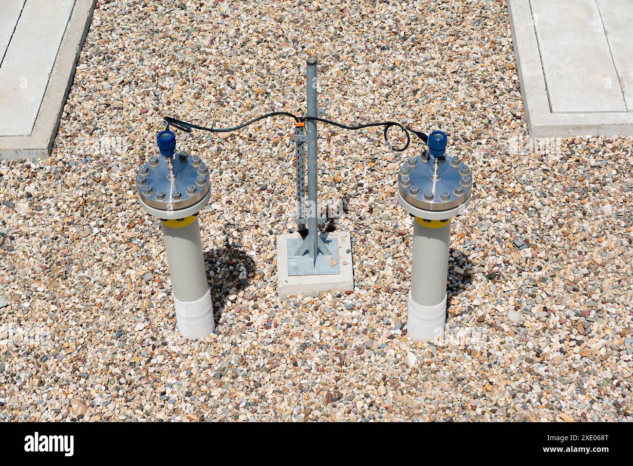 Redundant pressure measurement sensor on a gas pipeline for process ...