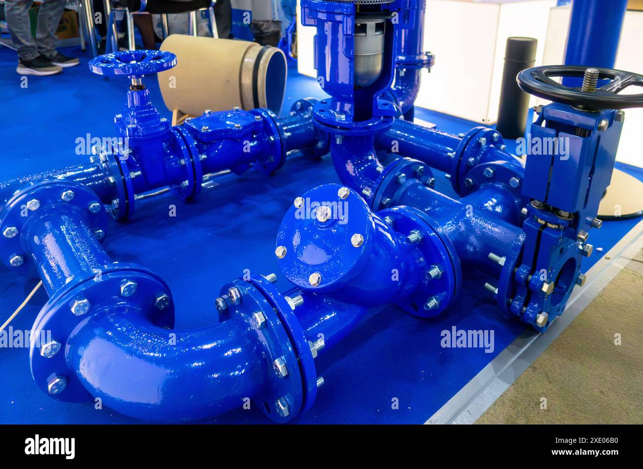 Pipe system and soodinite couplings. Supporting cranes and condensate ...