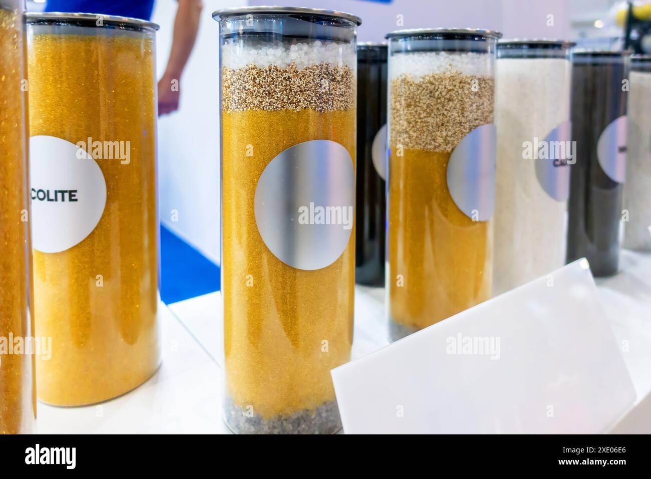 Internal structure of water filters for purification systems Stock ...