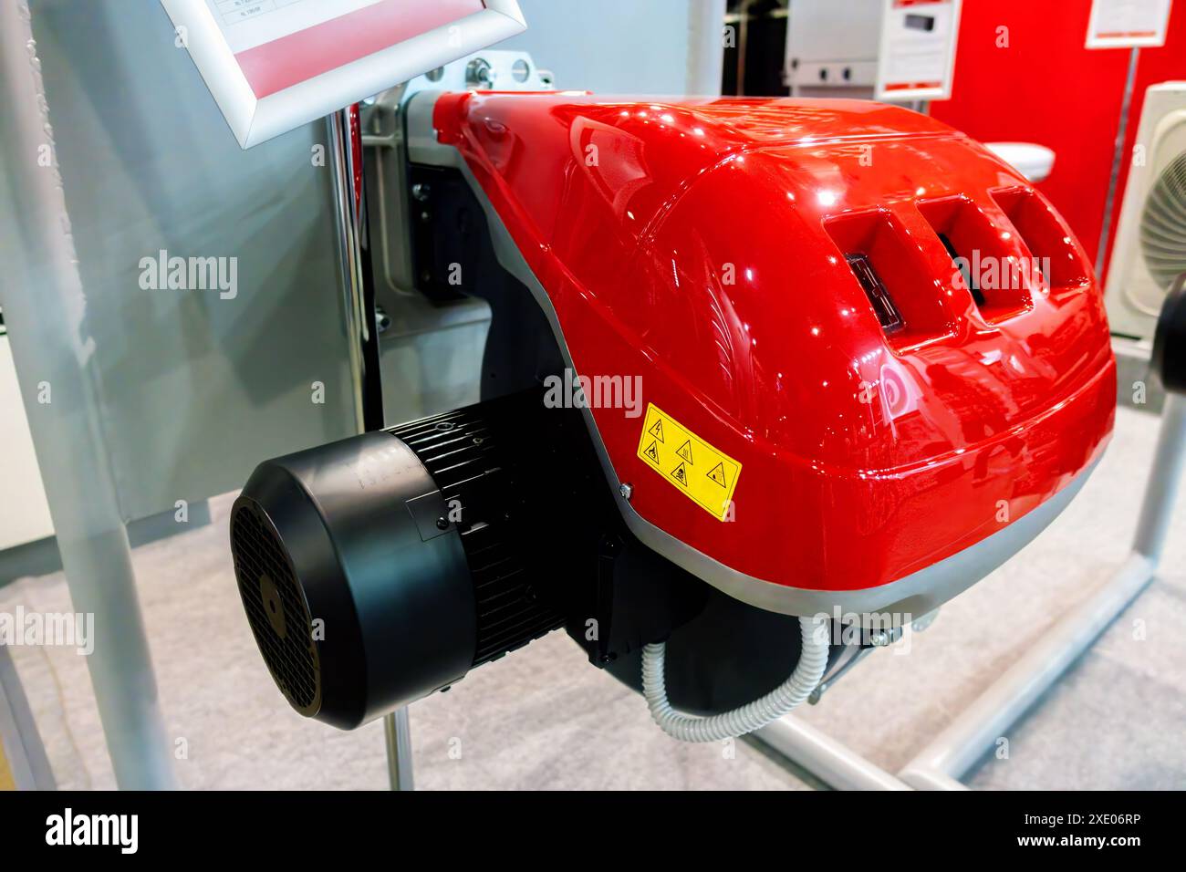 Gas burner for use in medium and high power heat generators with ...