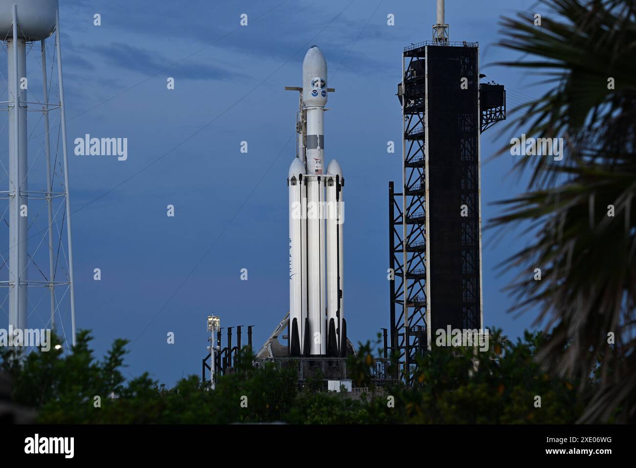 A SpaceX Falcon 9 Heavy rocket is being prepared to launch the GOES-U ...