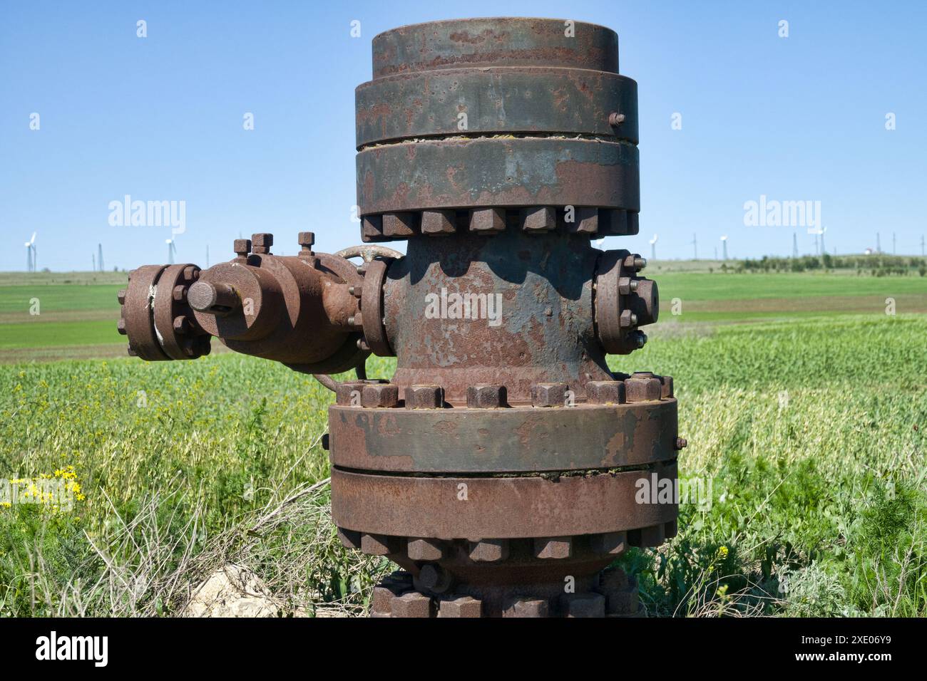 Plug on an oil well Stock Photo - Alamy