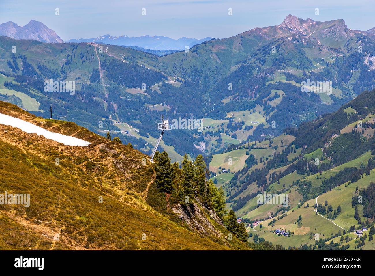 Avalanche blasting hi-res stock photography and images - Alamy