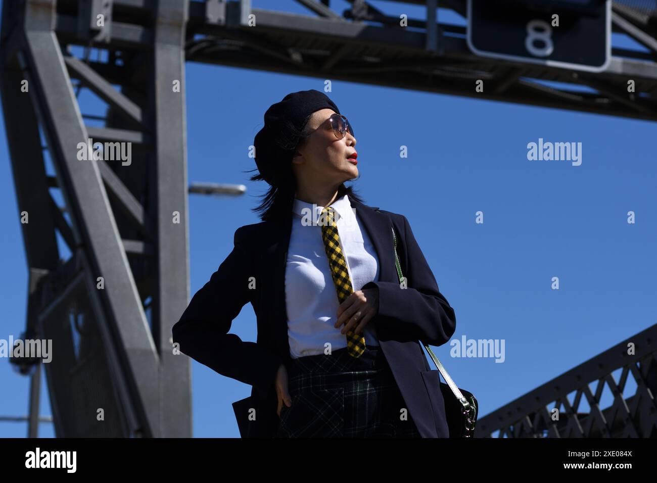 Woman in blue blazer hi-res stock photography and images - Alamy