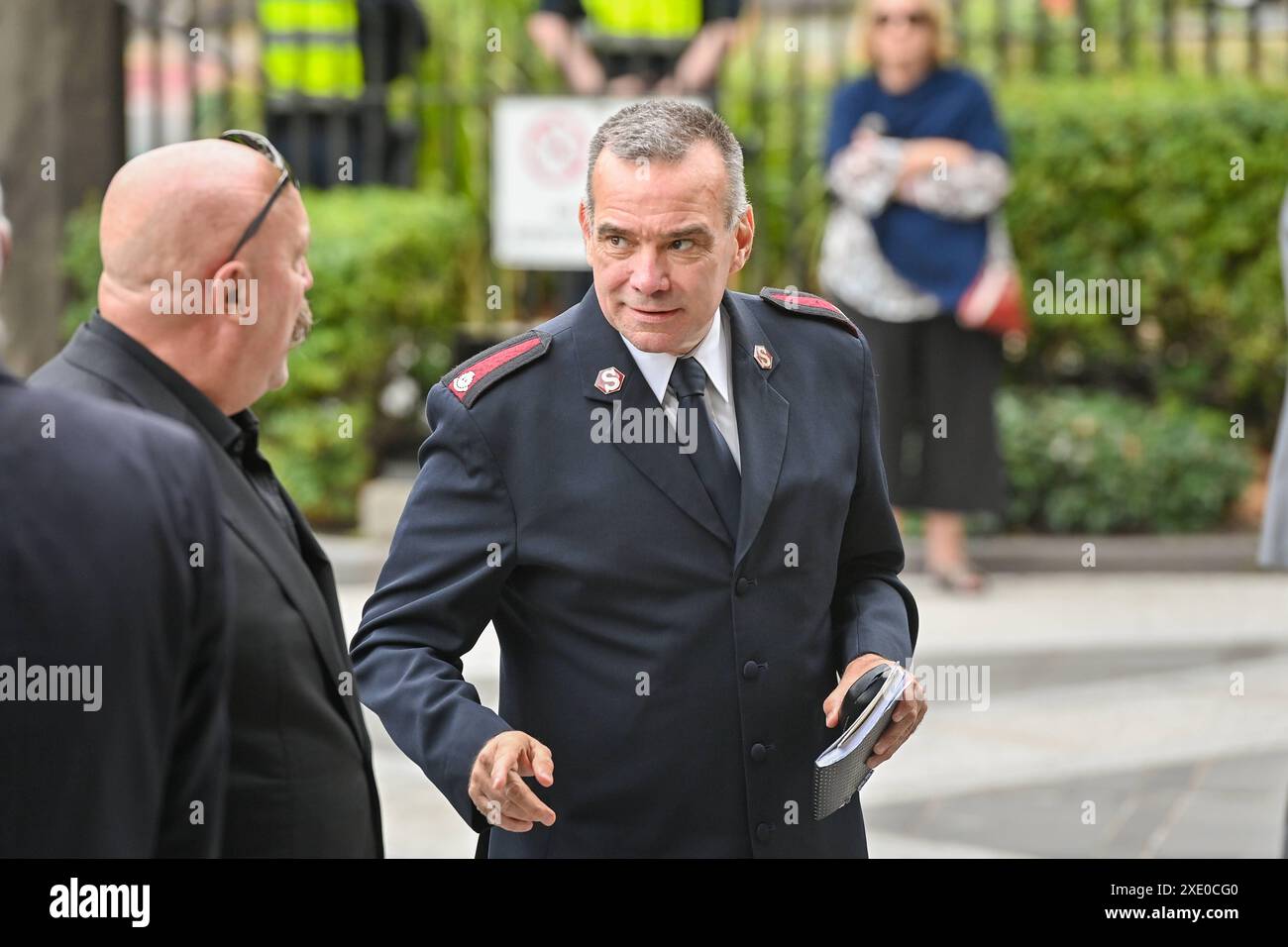 Salvation army officer australia hi-res stock photography and images ...
