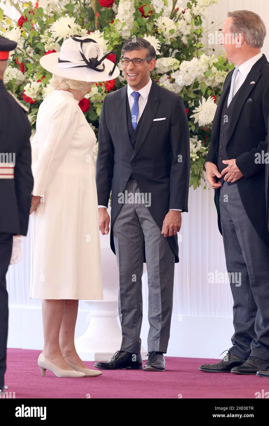 Queen Camilla shares a joke with Prime Minister Rishi Sunak ahead of ...