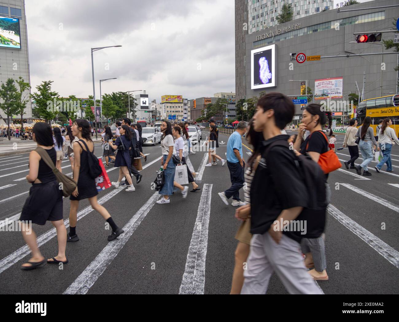 Koreans boy hi-res stock photography and images - Alamy