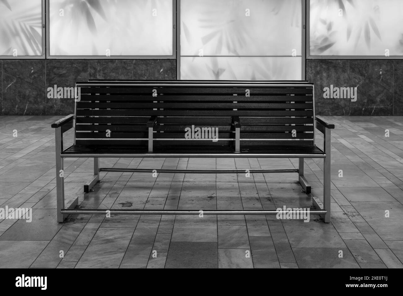 Waiting comfort hi-res stock photography and images - Alamy