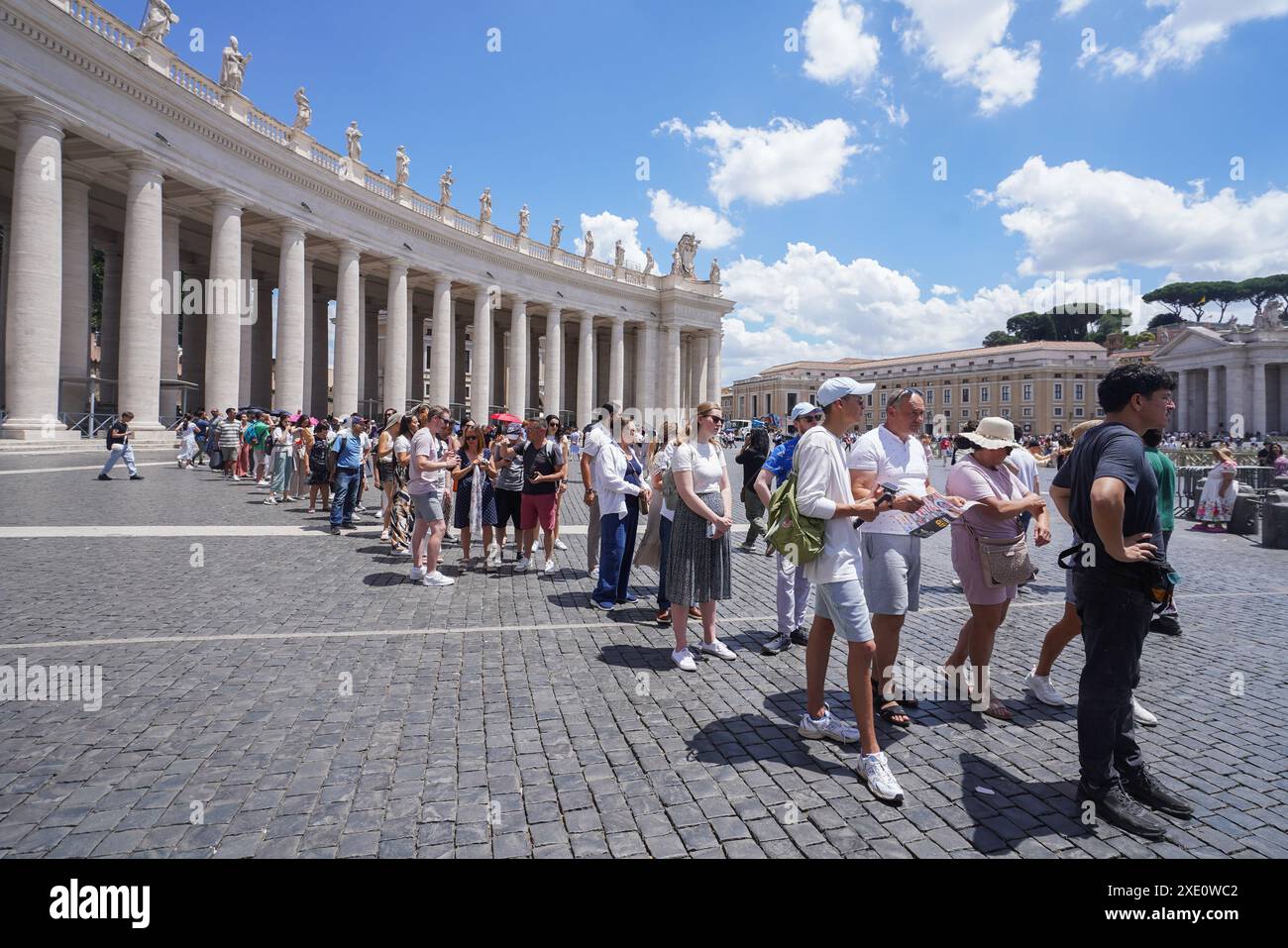 Rome, Italy. 25 June.2024. Tourists at the Vatican queuing in the ...