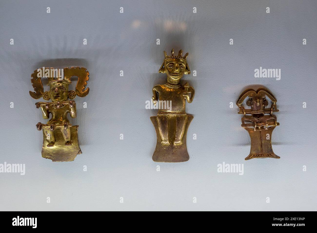 Gold Pre-columbian artefacts, Pre-Columbian Gold Museum, San Jose ...