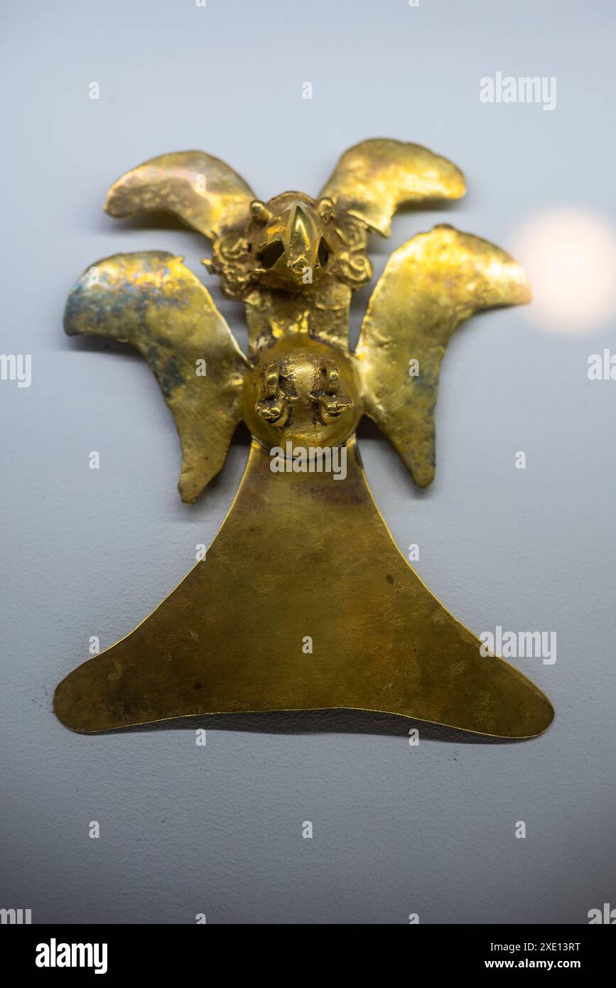 Gold Pre-columbian artefact, Pre-Columbian Gold Museum, San Jose, Costa ...
