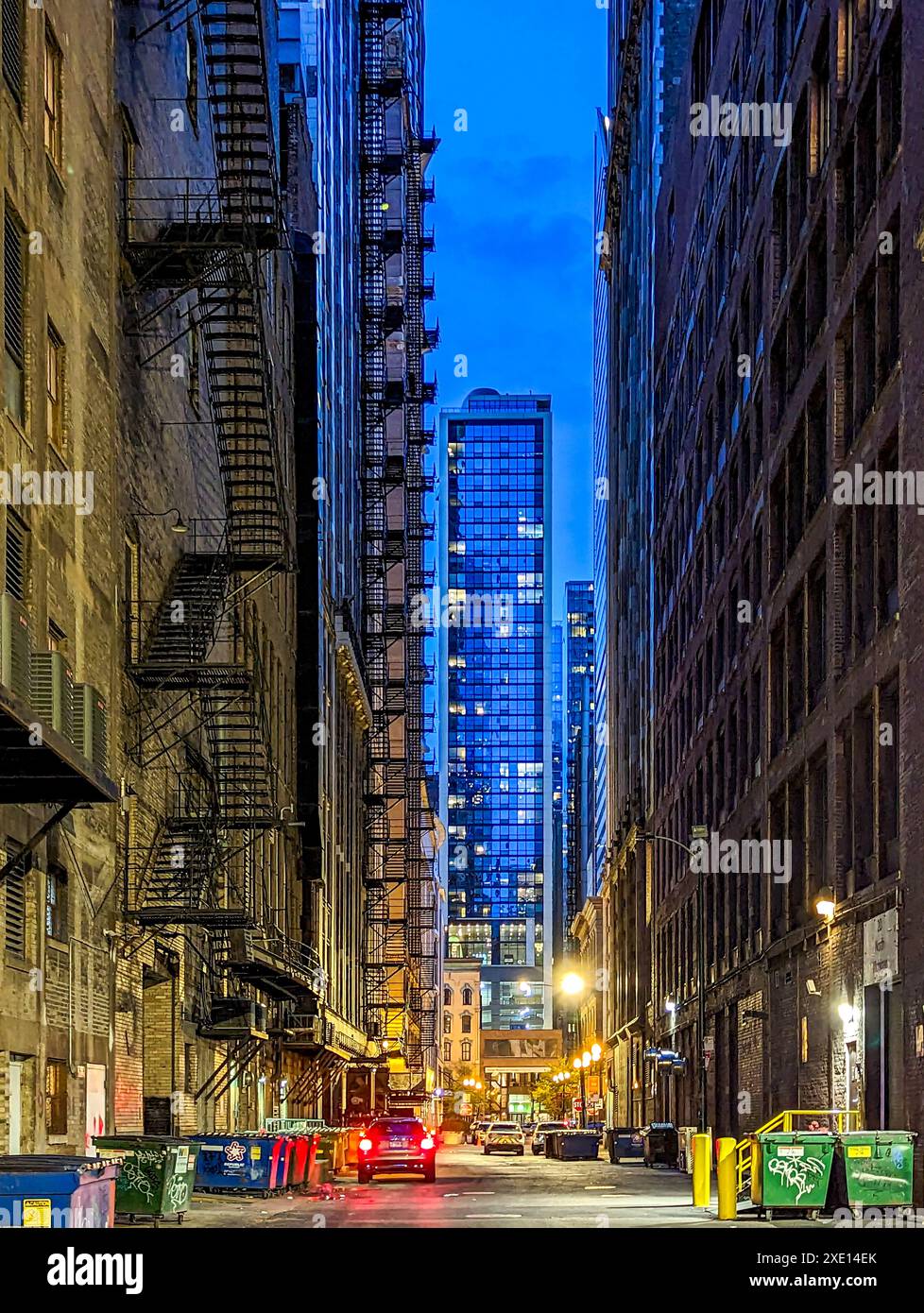 Street and riverview scenes in downtown chicago Stock Photo - Alamy