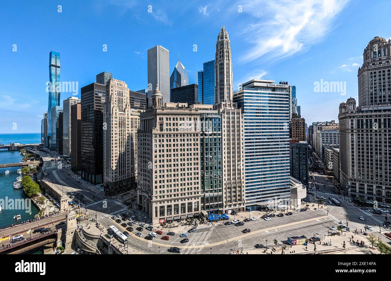 Street and riverview scenes in downtown chicago Stock Photo - Alamy