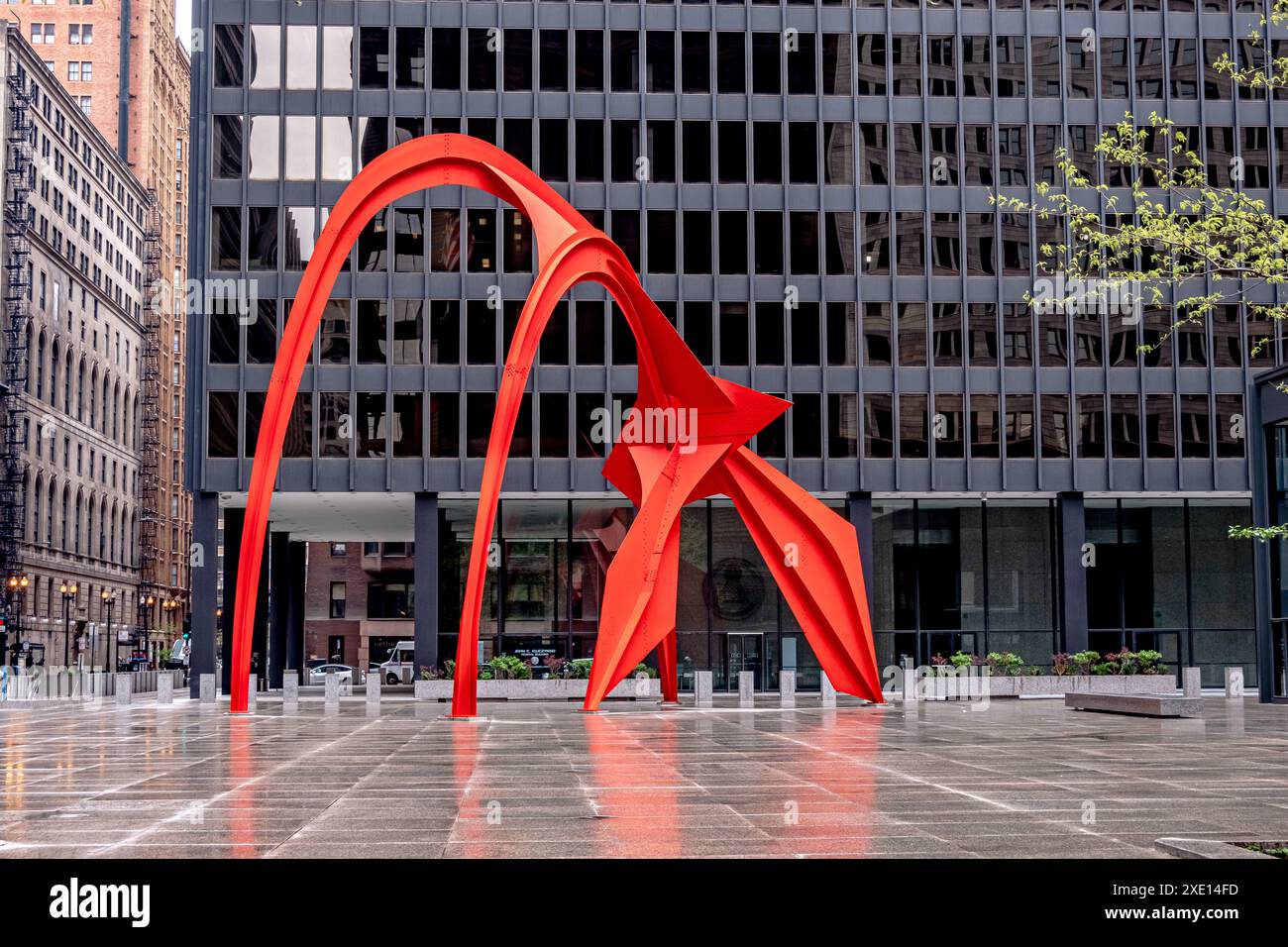 street and riverview scenes in downtown chicago Stock Photo - Alamy