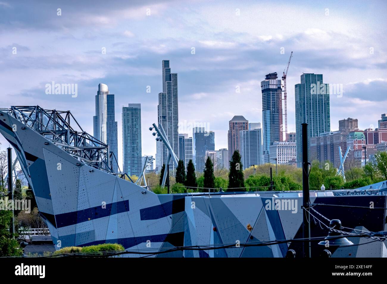Street and riverview scenes in downtown chicago Stock Photo - Alamy
