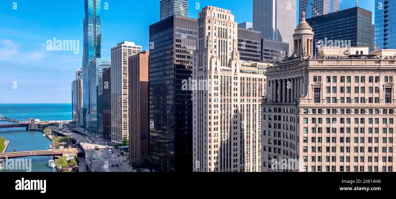 Street and riverview scenes in downtown chicago Stock Photo - Alamy