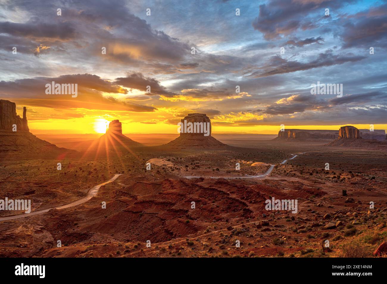 Amazing sunrise in the famous Monument Valley in Arizona, USA Stock ...