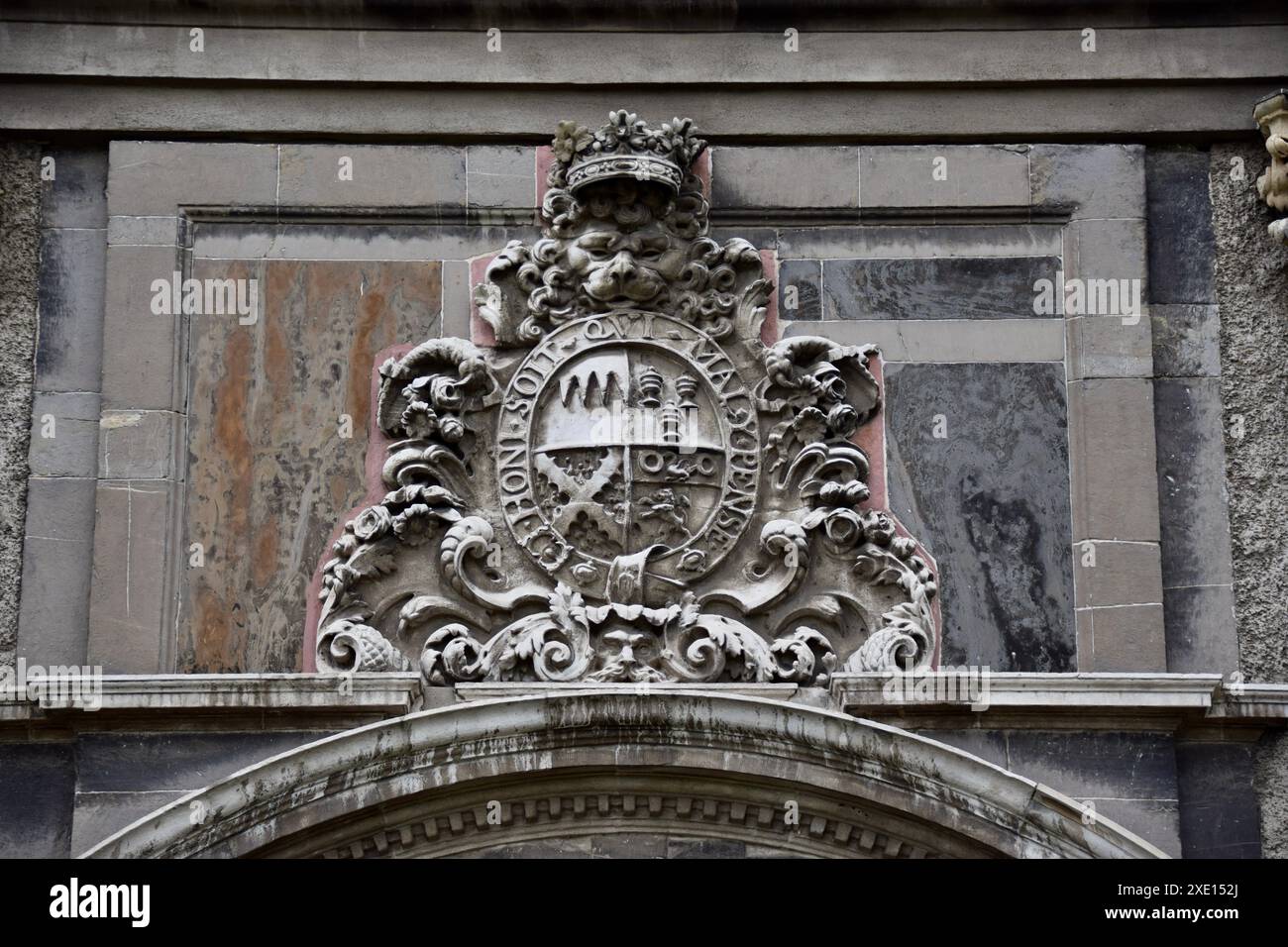 Stone Crest over a door at The Royal Hospital Kilmainham Stock Photo ...