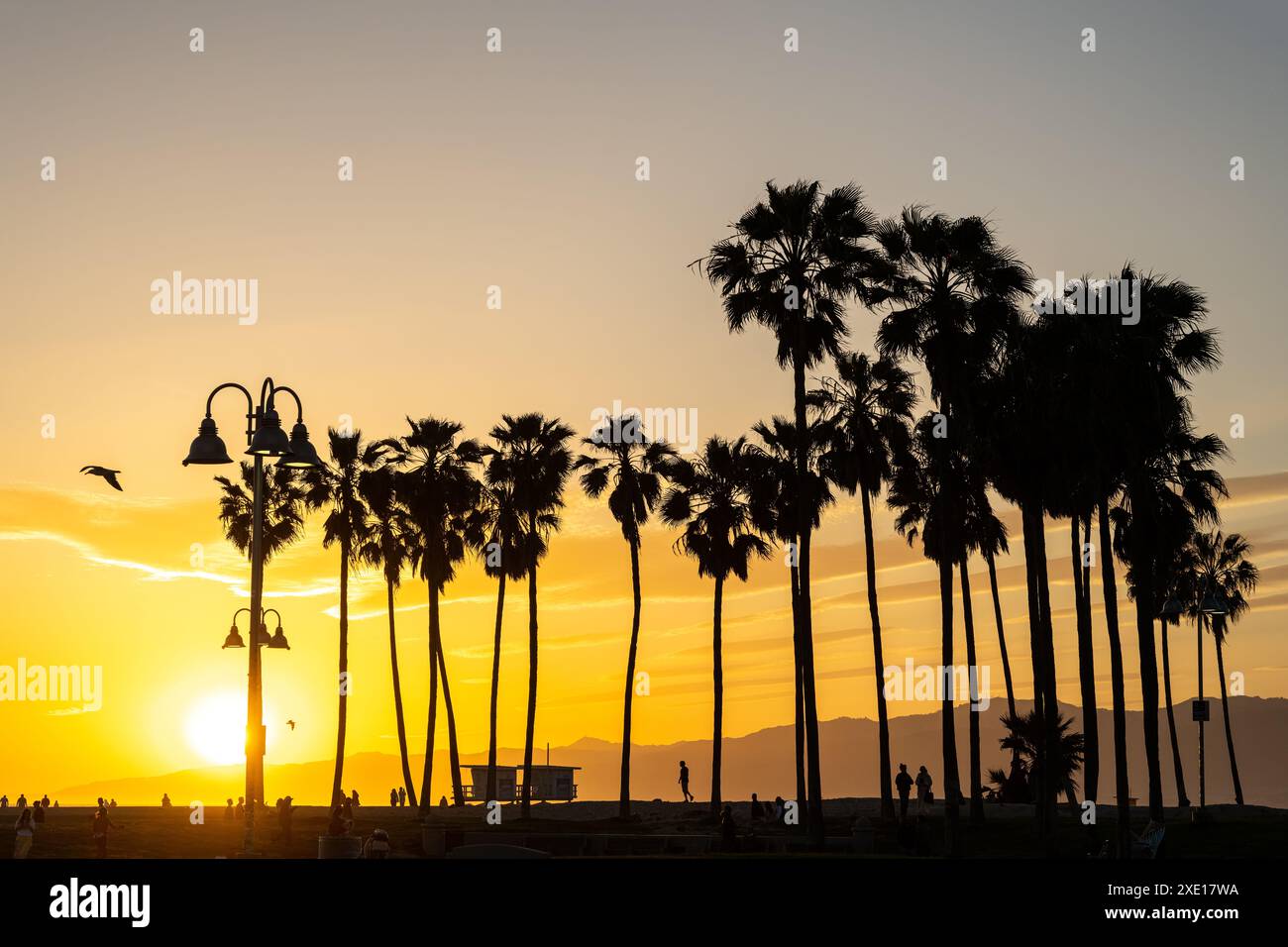 Los angeles sunset in hi-res stock photography and images - Alamy