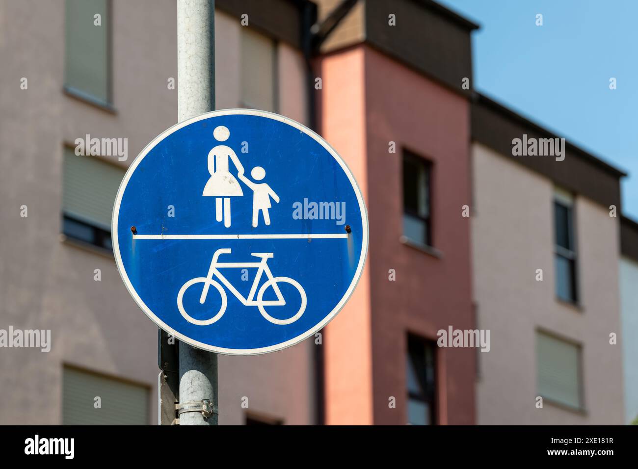 Traffic control for cyclists hi-res stock photography and images - Alamy