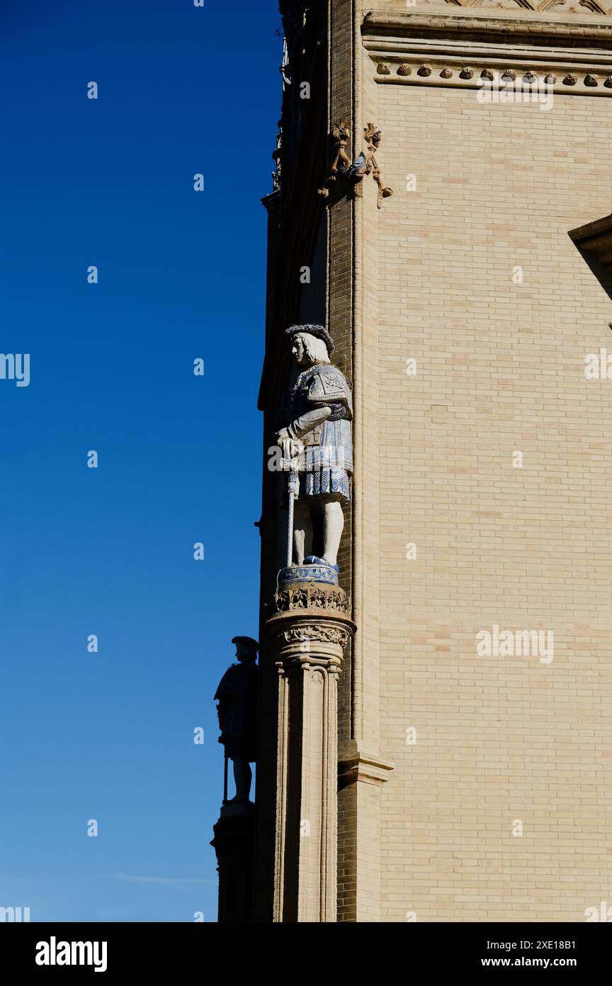 Corner statue of a soldier with ceramic decoration on the pabellón real ...