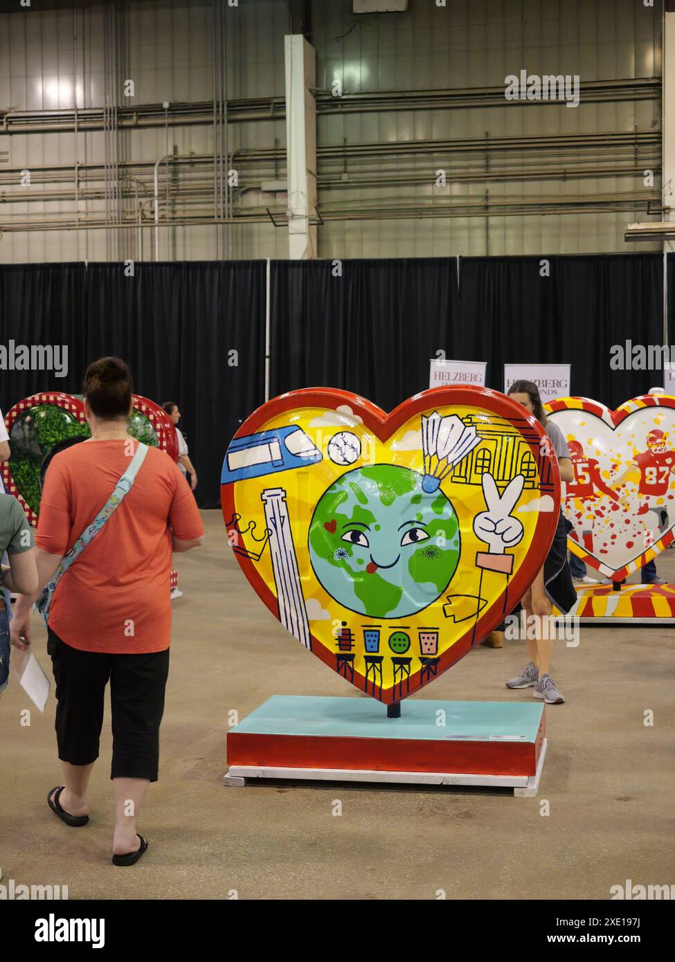 The Kansas City Parade of Hearts Festival Kick Off at the American ...